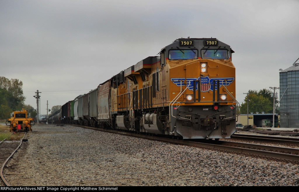 UP Locos On A BNSF Freight